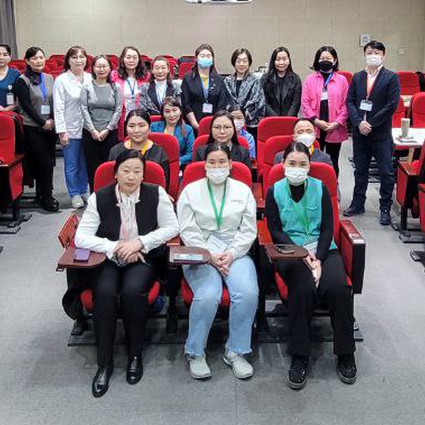 ЭМНЭЛЗҮЙН СУРГАГЧ БАГШ БЭЛТГЭХ СУРГАЛТ ЯВАГДАЖ БАЙНА Эрүүл мэндийн хөгжлийн төв